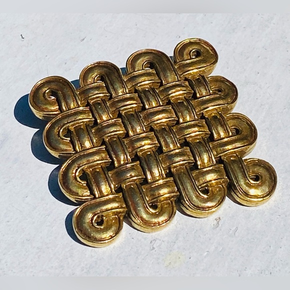 Mma | Jewelry | Vintage 93 Mma Metropolitan Museum Of Art Pendant ...